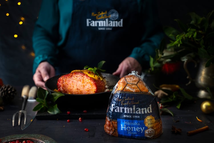 Farmland Christmas Hams